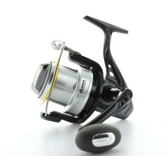 Mašinica Okuma Axeon AXII-60 FD 4+1bb-2 - Ribolovačka oprema Fish-R
